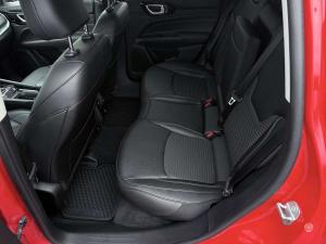 Red Jeep Compass 2022 in Vilnius, with an engine capacity of 1.33 L and mileage of 47 thousand km for 17850 €, photo 10 on AUTOMOTO.COM.LV