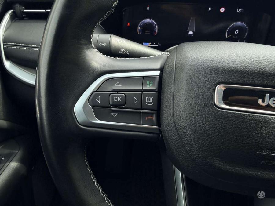 Red Jeep Compass 2022 in Vilnius, with an engine capacity of 1.33 L and mileage of 47 thousand km for 17850 €, photo 15 on AUTOMOTO.COM.LV