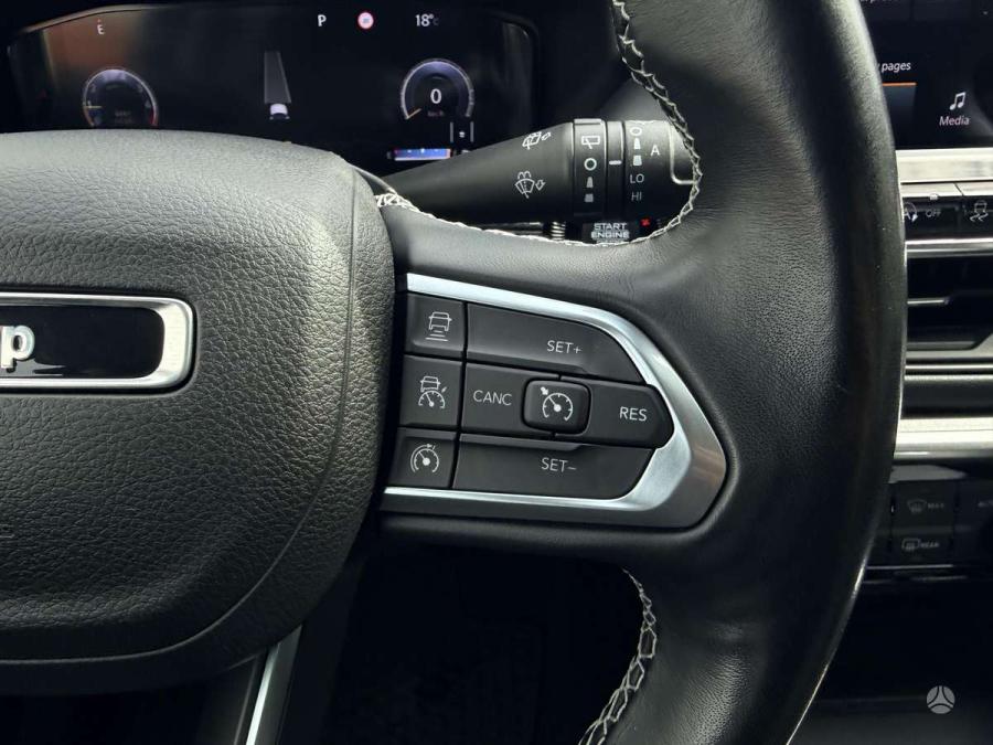 Red Jeep Compass 2022 in Vilnius, with an engine capacity of 1.33 L and mileage of 47 thousand km for 17850 €, photo 16 on AUTOMOTO.COM.LV