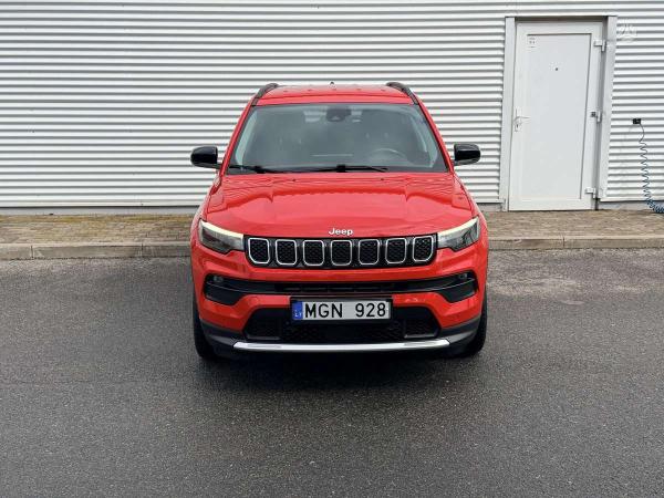 Sarkans Jeep Compass 2022 Viļņa, ar dzinēja tilpumu 1.33 L un nobraukumu 47 tūkst. km par 17800 €, foto 6 vietnē AUTOMOTO.COM.LV