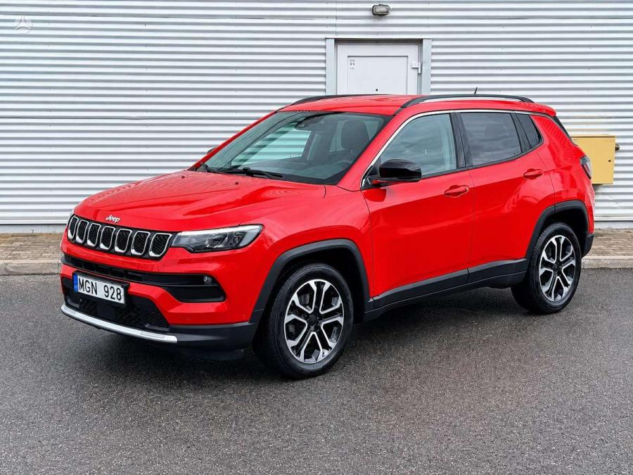 Sarkans Jeep Compass 2022 Viļņa, ar dzinēja tilpumu 1.33 L un nobraukumu 47 tūkst. km par 17950 €, foto 1 vietnē AUTOMOTO.COM.LV