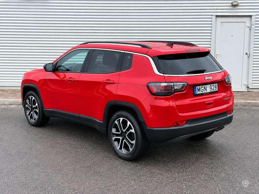 Sarkans Jeep Compass 2022 Viļņa, ar dzinēja tilpumu 1.33 L un nobraukumu 47 tūkst. km par 17950 €, foto 4 vietnē AUTOMOTO.COM.LV
