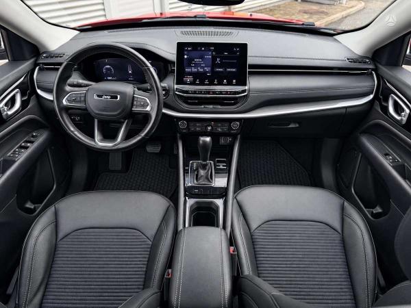 Sarkans Jeep Compass 2022 Viļņa, ar dzinēja tilpumu 1.33 L un nobraukumu 47 tūkst. km par 17950 €, foto 7 vietnē AUTOMOTO.COM.LV