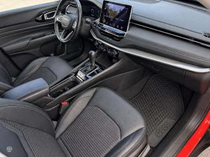 Sarkans Jeep Compass 2022 Viļņa, ar dzinēja tilpumu 1.33 L un nobraukumu 47 tūkst. km par 17950 €, foto 12 vietnē AUTOMOTO.COM.LV