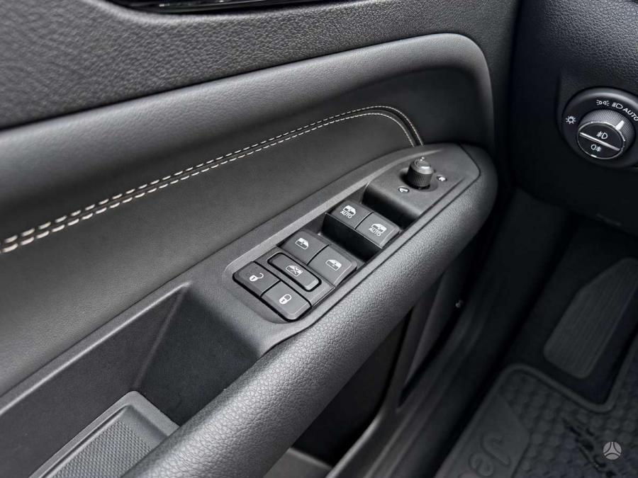 Sarkans Jeep Compass 2022 Viļņa, ar dzinēja tilpumu 1.33 L un nobraukumu 47 tūkst. km par 17950 €, foto 21 vietnē AUTOMOTO.COM.LV