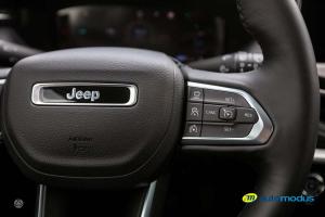 Red Jeep Compass 2023 in Vilnius, with an engine capacity of 1.33 L and mileage of 71 thousand km for 24990 €, photo 19 on AUTOMOTO.COM.LV