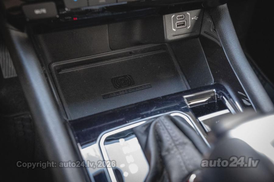 Red Jeep Compass 2021 in Tartu, with an engine capacity of 1.30 L and mileage of 58 thousand km for 17900 €, photo 23 on AUTOMOTO.COM.LV