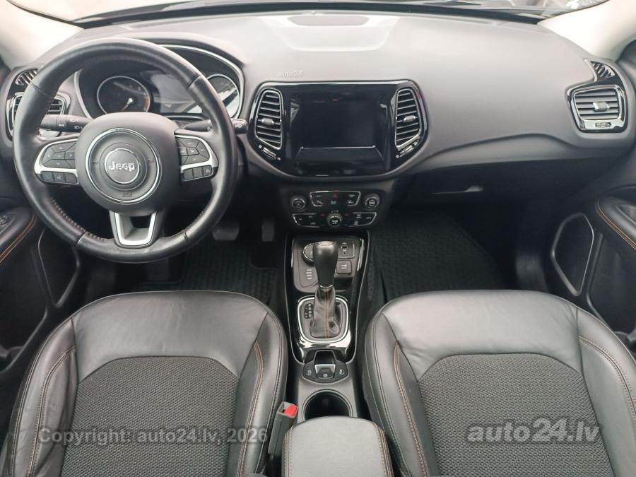 Jeep Compass 2018 Tallina, ar dzinēja tilpumu 1.40 L un nobraukumu 226 tūkst. km par 10900 €, foto 6 vietnē AUTOMOTO.COM.LV