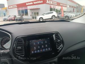 Jeep Compass 2018 Tallina, ar dzinēja tilpumu 1.40 L un nobraukumu 226 tūkst. km par 10900 €, foto 13 vietnē AUTOMOTO.COM.LV
