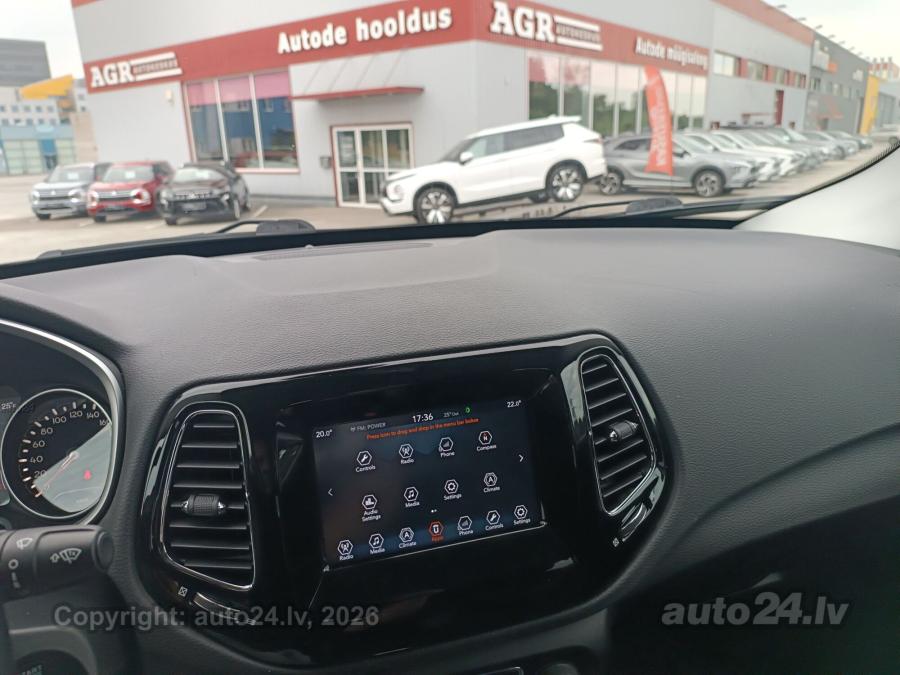 Jeep Compass 2018 Tallina, ar dzinēja tilpumu 1.40 L un nobraukumu 226 tūkst. km par 10900 €, foto 13 vietnē AUTOMOTO.COM.LV