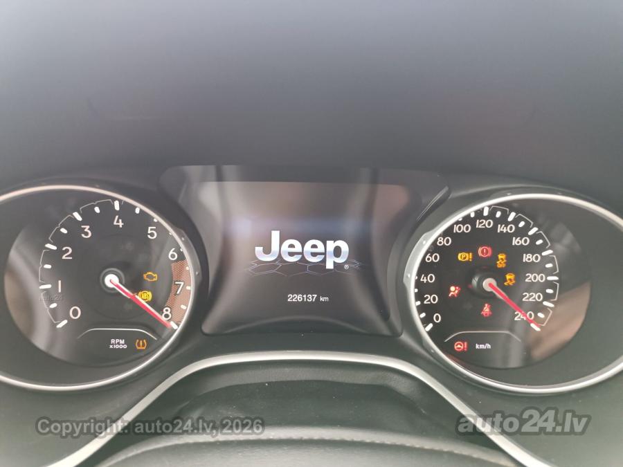 Jeep Compass 2018 Tallina, ar dzinēja tilpumu 1.40 L un nobraukumu 226 tūkst. km par 10900 €, foto 16 vietnē AUTOMOTO.COM.LV