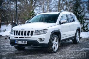 White Jeep Compass 2011 in Riga, with an engine capacity of 2.00 L and mileage of 0 thousand km for 4990 €, photo  on AUTOMOTO.COM.LV