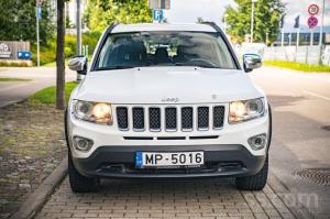 Balts Jeep Compass 2011 Rīga, ar dzinēja tilpumu 2.20 L un nobraukumu 264 tūkst. km par 3990 €, foto 3 vietnē AUTOMOTO.COM.LV