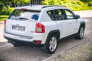 Balts Jeep Compass 2011 Rīga, ar dzinēja tilpumu 2.20 L un nobraukumu 264 tūkst. km par 3990 €, foto 5 vietnē AUTOMOTO.COM.LV