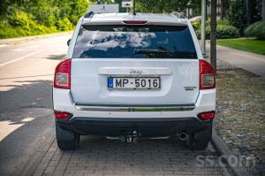Balts Jeep Compass 2011 Rīga, ar dzinēja tilpumu 2.20 L un nobraukumu 264 tūkst. km par 3990 €, foto 6 vietnē AUTOMOTO.COM.LV