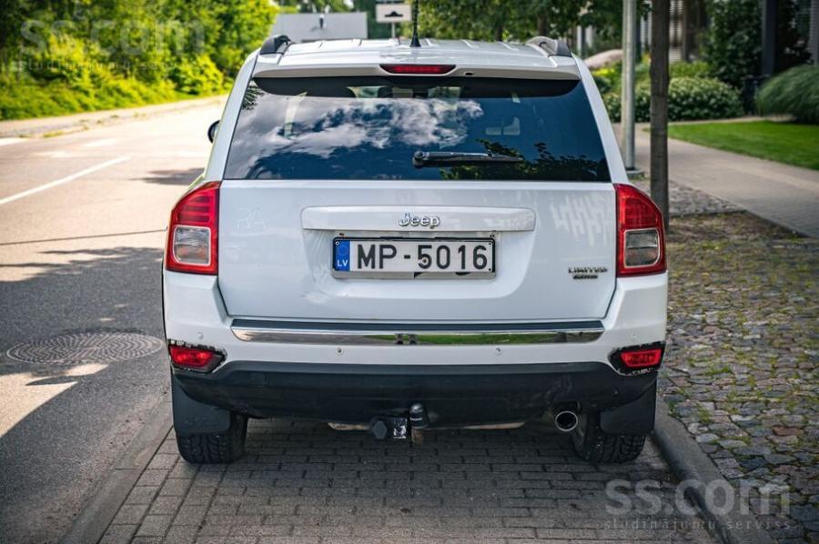 Balts Jeep Compass 2011 Rīga, ar dzinēja tilpumu 2.20 L un nobraukumu 264 tūkst. km par 3990 €, foto 6 vietnē AUTOMOTO.COM.LV