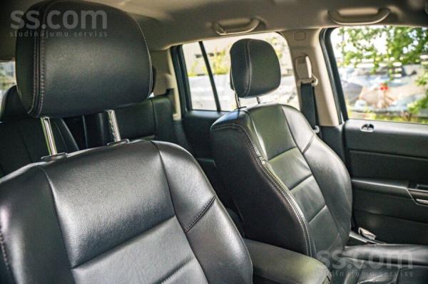 Balts Jeep Compass 2011 Rīga, ar dzinēja tilpumu 2.20 L un nobraukumu 264 tūkst. km par 3990 €, foto 9 vietnē AUTOMOTO.COM.LV