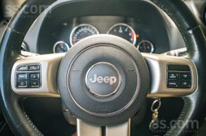 Balts Jeep Compass 2011 Rīga, ar dzinēja tilpumu 2.20 L un nobraukumu 264 tūkst. km par 3990 €, foto 19 vietnē AUTOMOTO.COM.LV