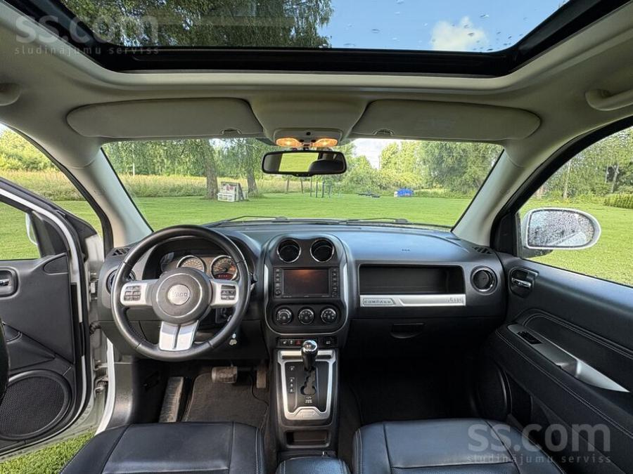 Balts Jeep Compass 2013 Jelgava, ar dzinēja tilpumu 2.40 L un nobraukumu 225 tūkst. km par 7600 €, foto 3 vietnē AUTOMOTO.COM.LV