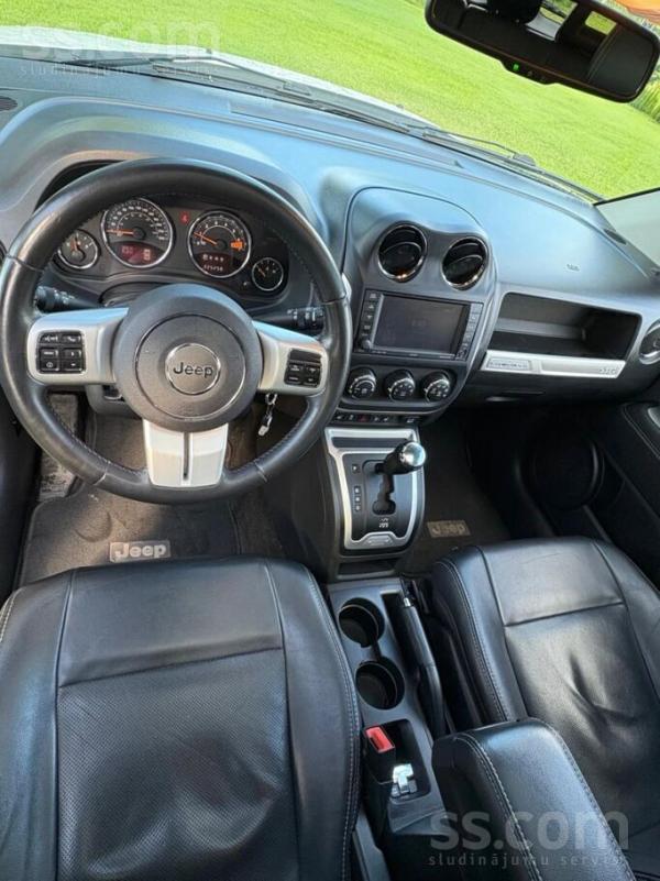 Balts Jeep Compass 2013 Jelgava, ar dzinēja tilpumu 2.40 L un nobraukumu 225 tūkst. km par 6300 €, foto 6 vietnē AUTOMOTO.COM.LV