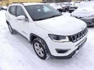 White Jeep Compass 2017 in Taurage, with an engine capacity of 2.00 L and mileage of 228 thousand km for 8850 €, photo 5 on AUTOMOTO.COM.LV