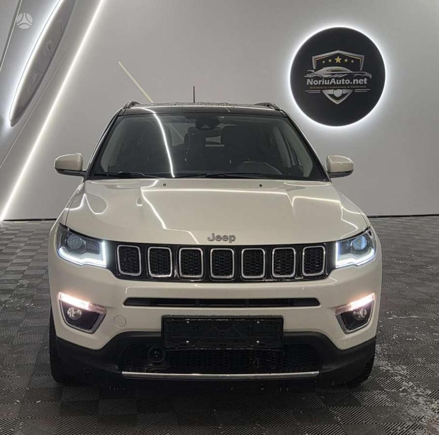 Balts Jeep Compass 2017 Marijampole, ar dzinēja tilpumu 2.00 L un nobraukumu 187 tūkst. km par 13750 €, foto 22 vietnē AUTOMOTO.COM.LV