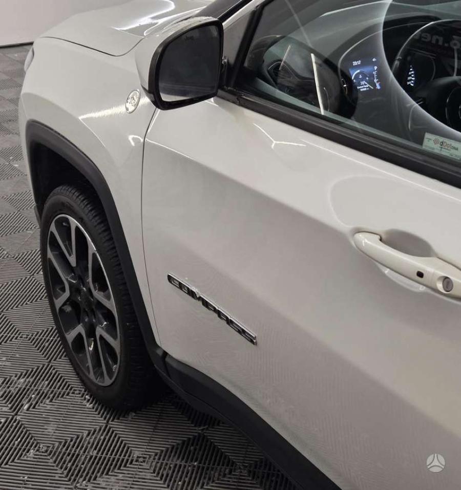 Balts Jeep Compass 2017 Marijampole, ar dzinēja tilpumu 2.00 L un nobraukumu 187 tūkst. km par 13750 €, foto 24 vietnē AUTOMOTO.COM.LV