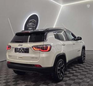 Balts Jeep Compass 2017 Marijampole, ar dzinēja tilpumu 2.00 L un nobraukumu 187 tūkst. km par 13750 €, foto 26 vietnē AUTOMOTO.COM.LV