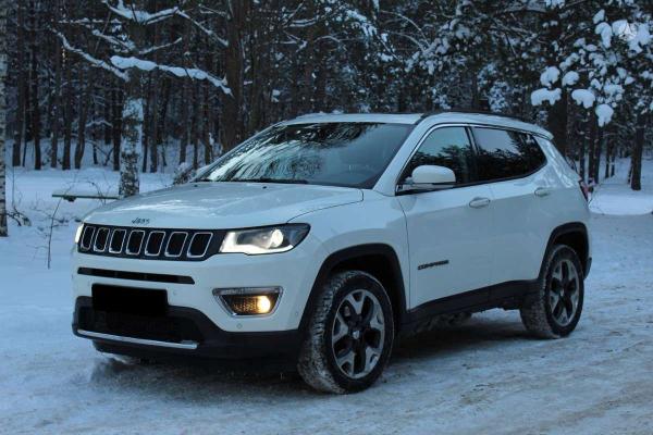 Balts Jeep Compass 2018 Viļņa, ar dzinēja tilpumu 1.96 L un nobraukumu 101 tūkst. km par 15499 €, foto 2 vietnē AUTOMOTO.COM.LV