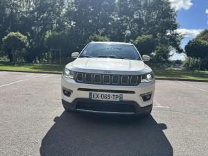 White Jeep Compass 2018 in Taurage, with an engine capacity of 1.60 L and mileage of 235 thousand km for 9900 €, photo 3 on AUTOMOTO.COM.LV