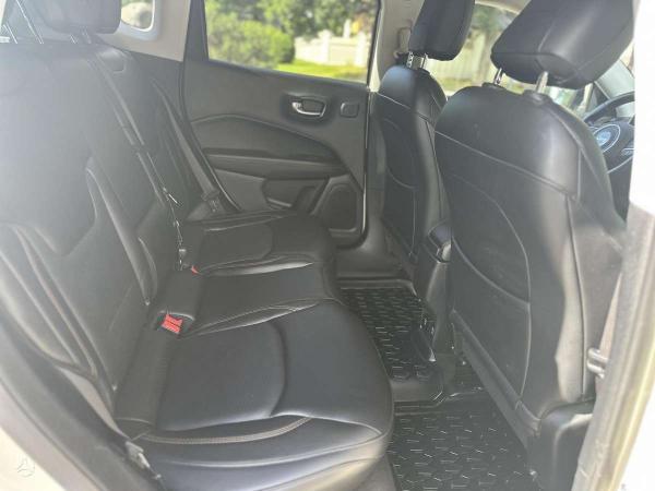 Balts Jeep Compass 2018 Tauragė, ar dzinēja tilpumu 1.60 L un nobraukumu 235 tūkst. km par 9900 €, foto 8 vietnē AUTOMOTO.COM.LV