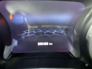White Jeep Compass 2018 in Taurage, with an engine capacity of 1.60 L and mileage of 235 thousand km for 9900 €, photo 15 on AUTOMOTO.COM.LV