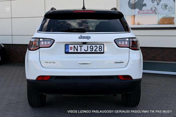 Balts Jeep Compass 2018 Kretinga, ar dzinēja tilpumu 2.36 L un nobraukumu 169 tūkst. km par 12799 €, foto 8 vietnē AUTOMOTO.COM.LV