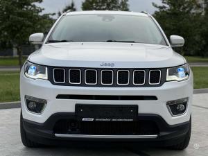 White Jeep Compass 2018 in Siauliai, with an engine capacity of 1.96 L and mileage of 247 thousand km for 12999 €, photo 12 on AUTOMOTO.COM.LV