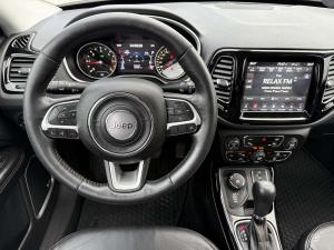 White Jeep Compass 2018 in Siauliai, with an engine capacity of 1.96 L and mileage of 247 thousand km for 12999 €, photo 23 on AUTOMOTO.COM.LV