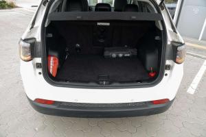 Balts Jeep Compass 2018 Viļņa, ar dzinēja tilpumu 1.96 L un nobraukumu 109 tūkst. km par 12950 €, foto 17 vietnē AUTOMOTO.COM.LV