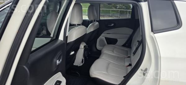 Balts Jeep Compass 2018 Rīga, ar dzinēja tilpumu 2.00 L un nobraukumu 124 tūkst. km par 12990 €, foto 6 vietnē AUTOMOTO.COM.LV