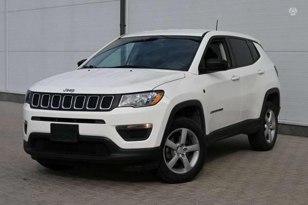 Jeep Compass 2018 in Kretinga on AUTOMOTO.COM.LV White Jeep Compass 2018 in Kretinga, with an engine capacity of 2.36 L and mileage of 219 thousand km for 9999 €, photo 4 on AUTOMOTO.COM.LV