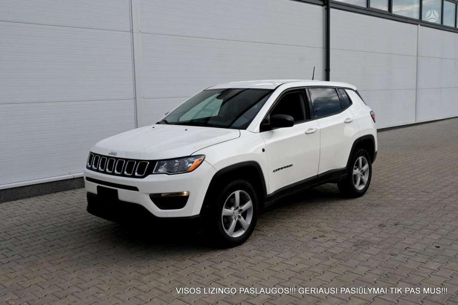 White Jeep Compass 2018 in Kretinga, with an engine capacity of 2.36 L and mileage of 219 thousand km for 9999 €, photo 12 on AUTOMOTO.COM.LV