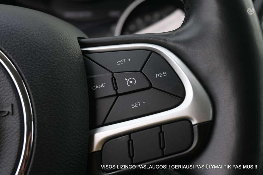 White Jeep Compass 2018 in Kretinga, with an engine capacity of 2.36 L and mileage of 219 thousand km for 9999 €, photo 32 on AUTOMOTO.COM.LV