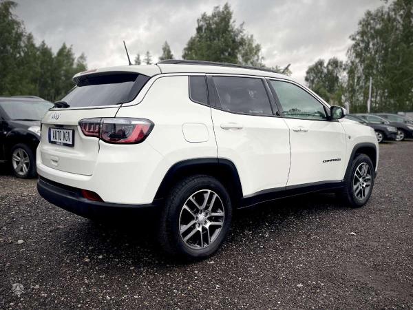 Balts Jeep Compass 2019 Viļņa, ar dzinēja tilpumu 2.40 L un nobraukumu 83 tūkst. km par 16999 €, foto 6 vietnē AUTOMOTO.COM.LV