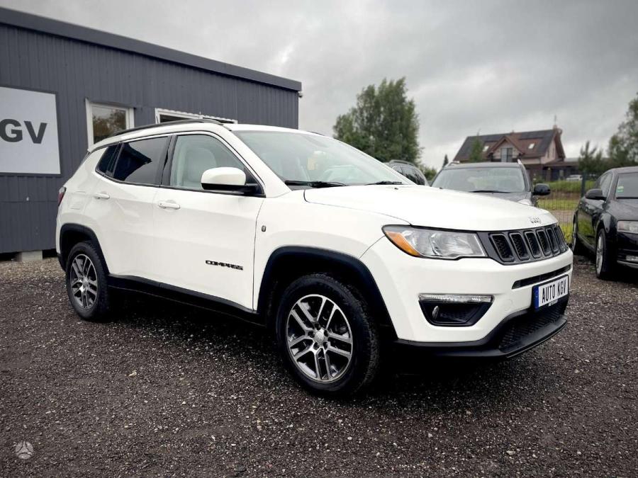 Balts Jeep Compass 2019 Viļņa, ar dzinēja tilpumu 2.40 L un nobraukumu 83 tūkst. km par 16999 €, foto 7 vietnē AUTOMOTO.COM.LV