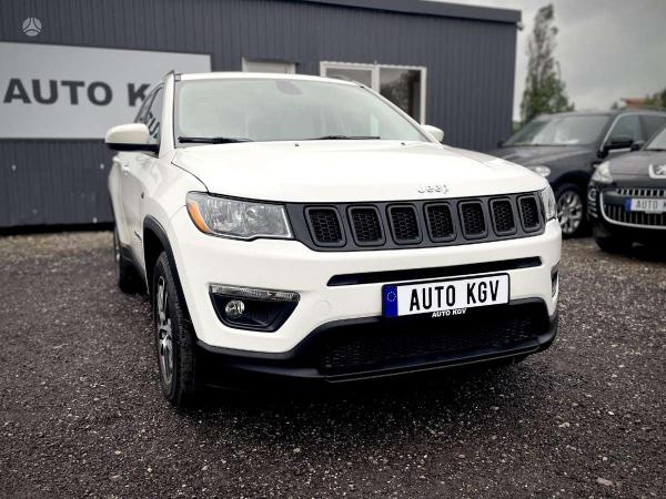 Balts Jeep Compass 2019 Viļņa, ar dzinēja tilpumu 2.40 L un nobraukumu 83 tūkst. km par 16999 €, foto 8 vietnē AUTOMOTO.COM.LV