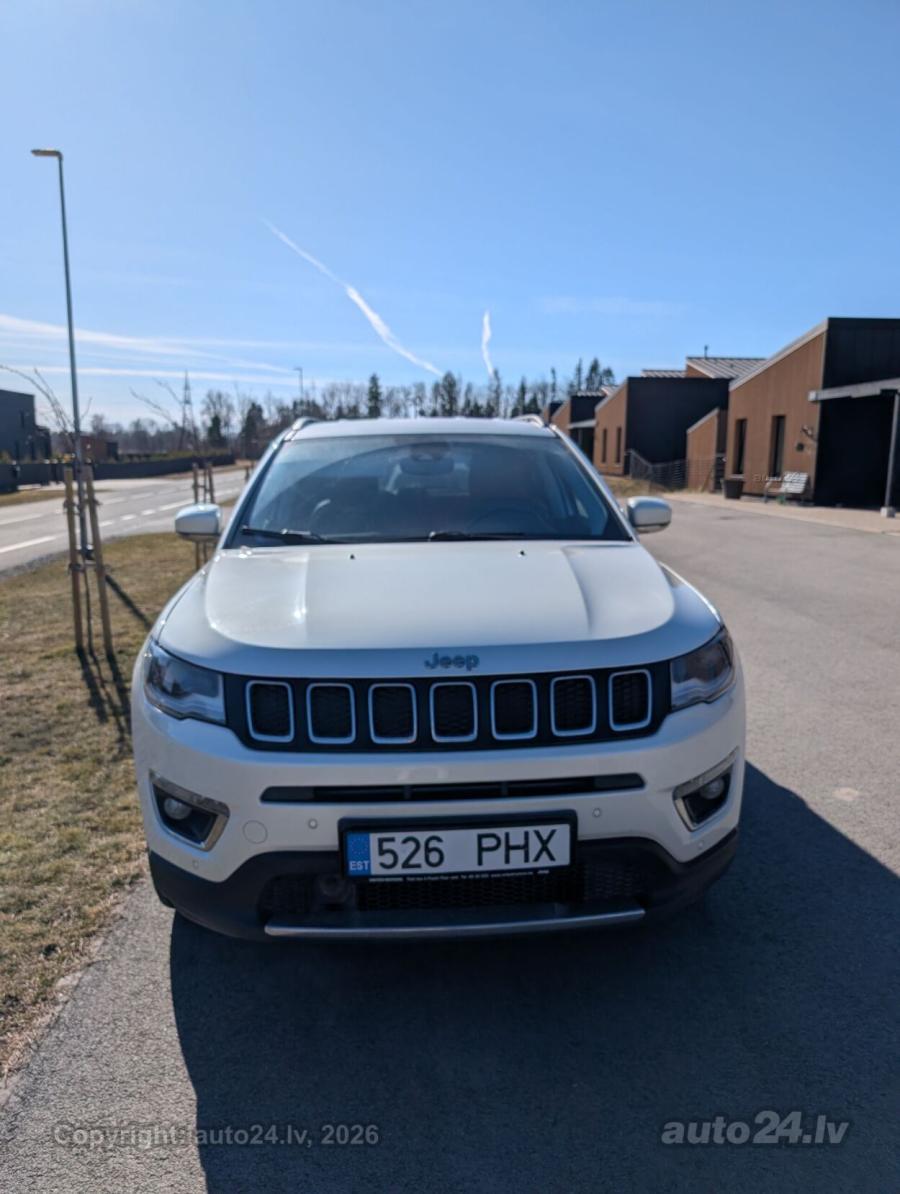 White Jeep Compass 2019 in Tallinn, with an engine capacity of 1.40 L and mileage of 52 thousand km for 17500 €, photo 3 on AUTOMOTO.COM.LV