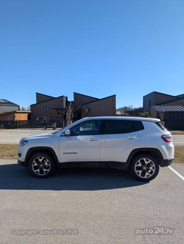 Balts Jeep Compass 2019 Tallina, ar dzinēja tilpumu 1.40 L un nobraukumu 52 tūkst. km par 17500 €, foto 6 vietnē AUTOMOTO.COM.LV