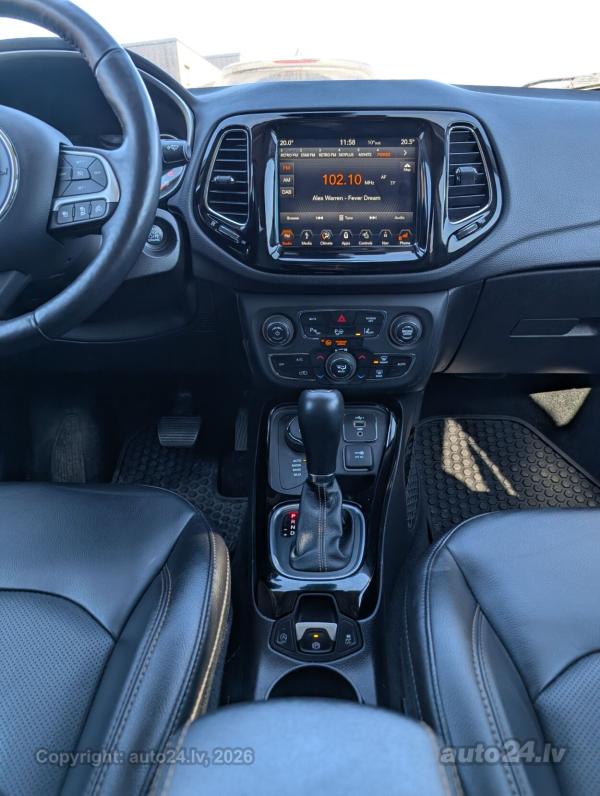 Balts Jeep Compass 2019 Tallina, ar dzinēja tilpumu 1.40 L un nobraukumu 52 tūkst. km par 17500 €, foto 8 vietnē AUTOMOTO.COM.LV