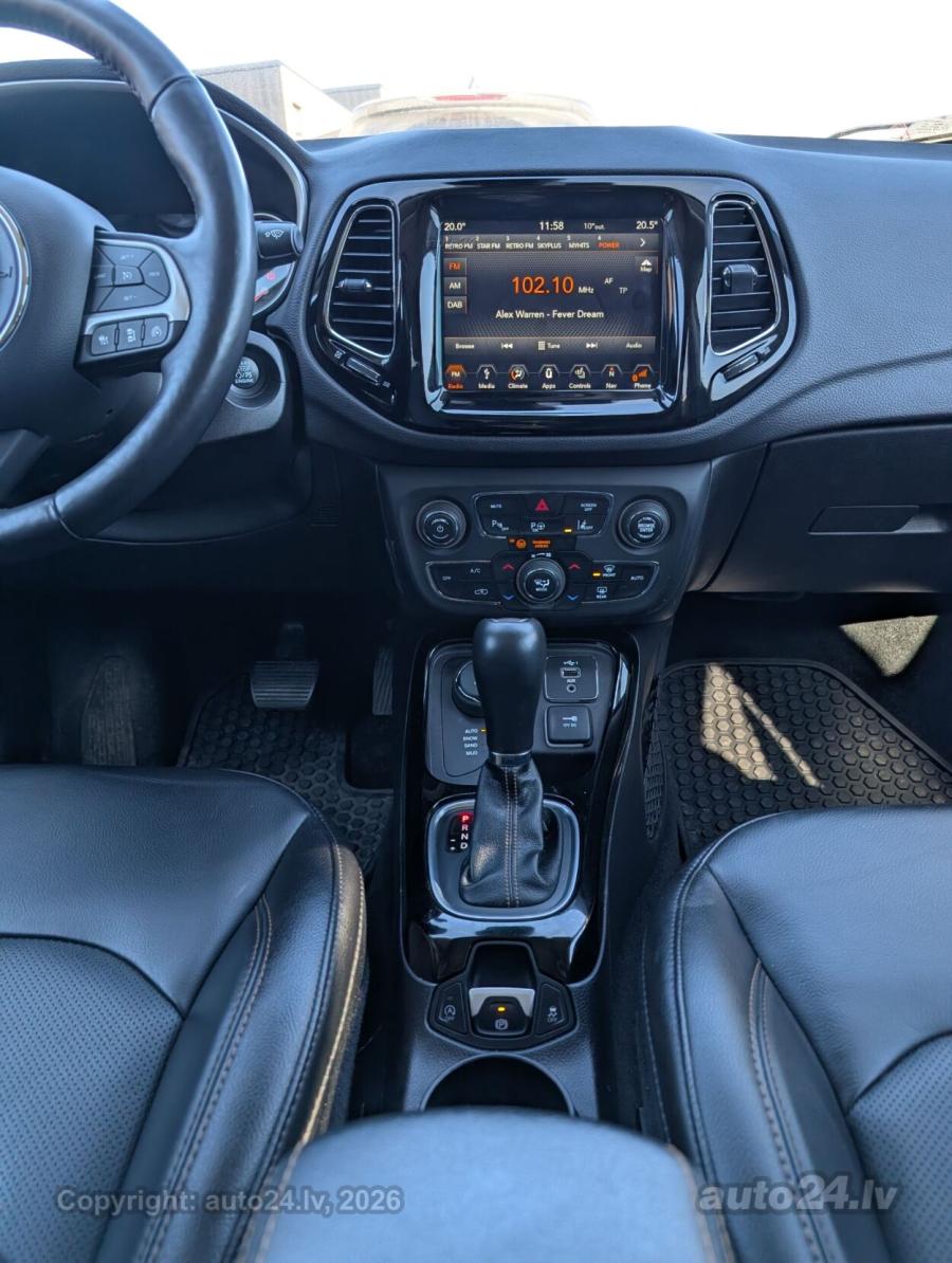 White Jeep Compass 2019 in Tallinn, with an engine capacity of 1.40 L and mileage of 52 thousand km for 17500 €, photo 8 on AUTOMOTO.COM.LV