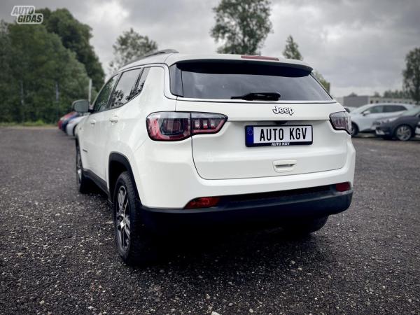 Balts Jeep Compass 2019 Viļņa, ar dzinēja tilpumu 2.40 L un nobraukumu 83 tūkst. km par 15999 €, foto 4 vietnē AUTOMOTO.COM.LV