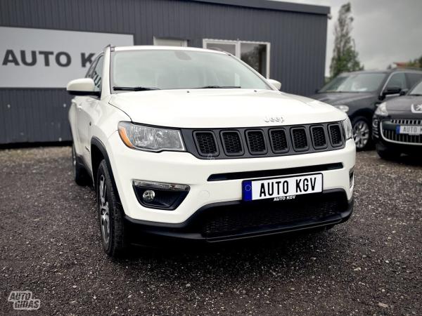 Balts Jeep Compass 2019 Viļņa, ar dzinēja tilpumu 2.40 L un nobraukumu 83 tūkst. km par 15999 €, foto 8 vietnē AUTOMOTO.COM.LV