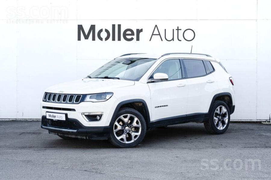White Jeep Compass 2019 in Riga, with an engine capacity of 1.40 L and mileage of 64 thousand km for 14500 €, photo 1 on AUTOMOTO.COM.LV